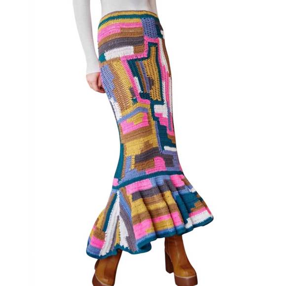 Celia B | Skirts | New Celia B Cravina Crochet Maxi Skirt In ...